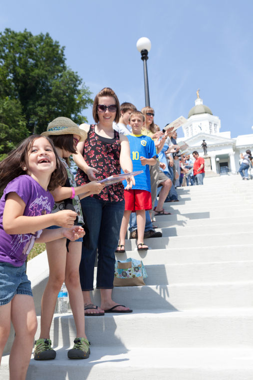 Library Book Brigade | Photo Galleries | thesylvaherald.com