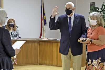 Tipton temporarily takes school reins | News | thesylvaherald.com