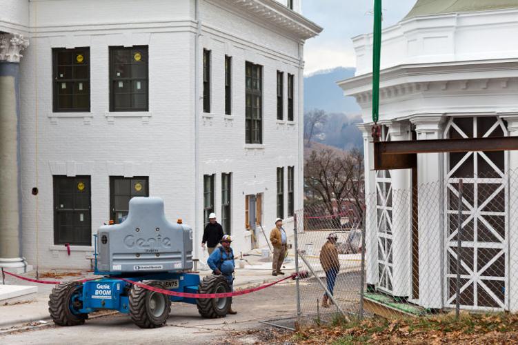Courthouse cupola reseating | Photo Galleries | thesylvaherald.com