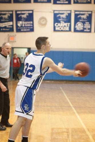 Norris, Thompson lead SM to victory | Smoky Mountain | thesylvaherald.com