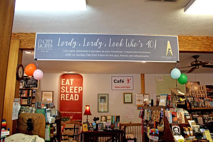 Sylva’s City Lights makes it to 40 | Top Stories | thesylvaherald.com