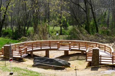 Viewing platform constructed at Judaculla | News | thesylvaherald.com