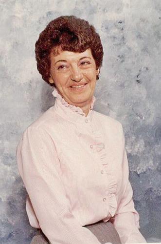 Irene Davis | Obituaries | thesylvaherald.com