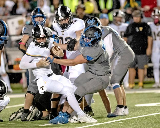 Quick strikes key as Mountaineers defeat Smoky Mountain’s Mustangs ...