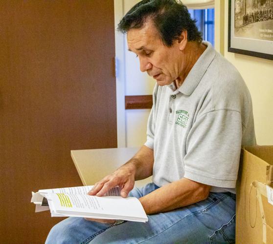 Local author stresses resilience | Life & Arts | thetrailblazeronline.net