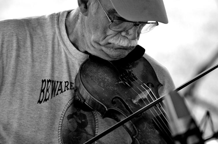 Jim McCown, prominent old-time fiddler, dies | Life & Arts ...