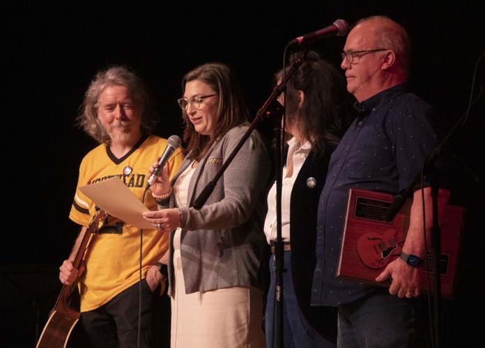 Take it easy with the Eagles | Gallery | thetrailblazeronline.net