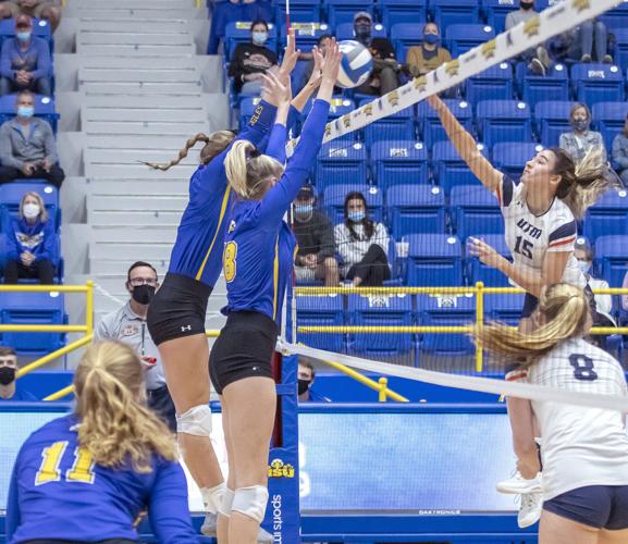 Morehead volleyball extends streak | News | thetrailblazeronline.net