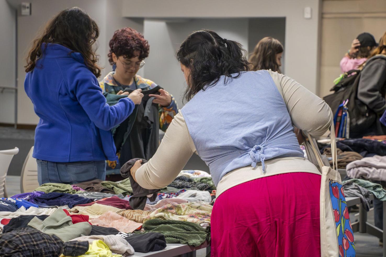 Clothing Swap | | thetrailblazeronline.net