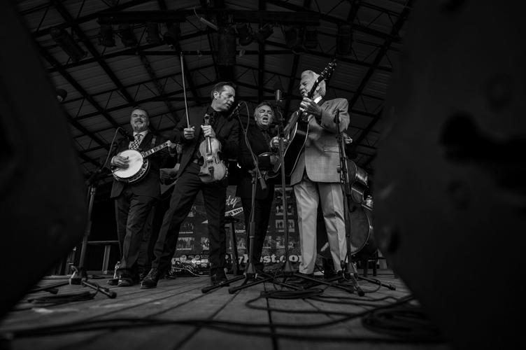 Carter parts from the McCourys | Life & Arts | thetrailblazeronline.net