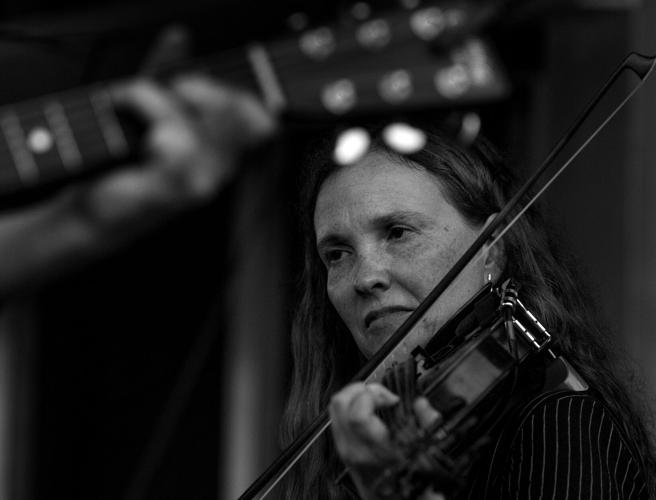 Semester opens with live music | News | thetrailblazeronline.net
