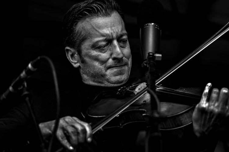 Carter parts from the McCourys | Life & Arts | thetrailblazeronline.net