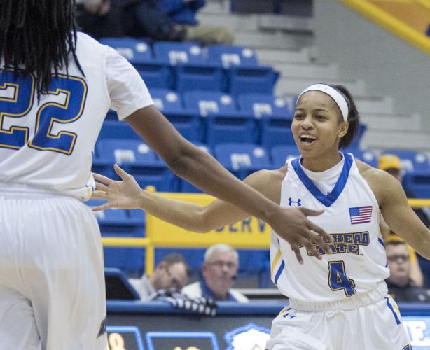 Lady Eagles come back from 20 down to beat EIU | News ...