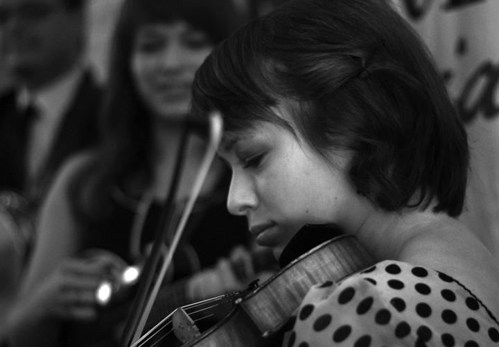 The Price Sisters showcase at IBMA | News | thetrailblazeronline.net