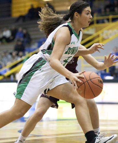 Gallery: Rowan vs. Russell Semifinal | Gallery | thetrailblazeronline.net