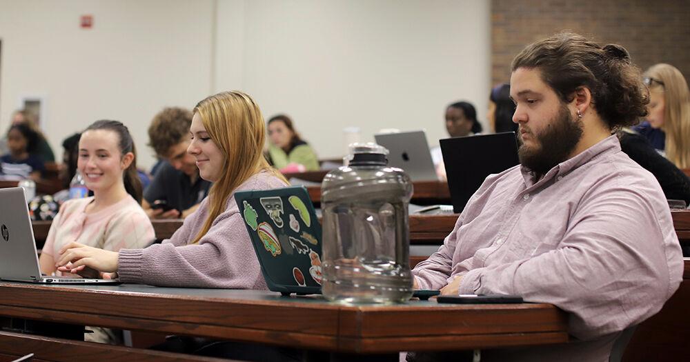 Midterm Check-In With SGA and Freshman Senate | News | theutcecho.com