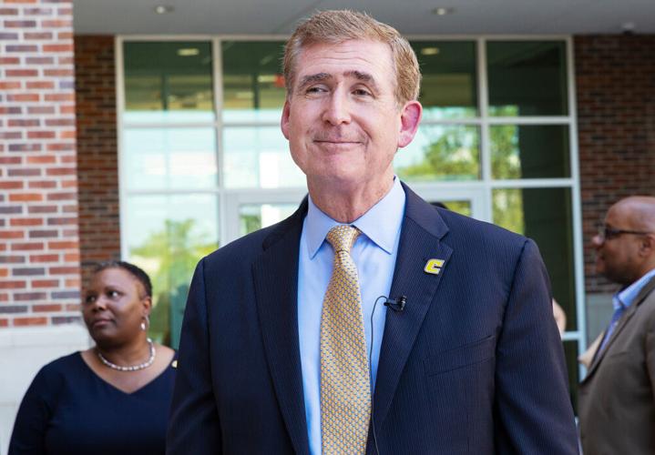 Chancellor Steve Angle Talks Spring 2021 and Beyond | News | theutcecho.com