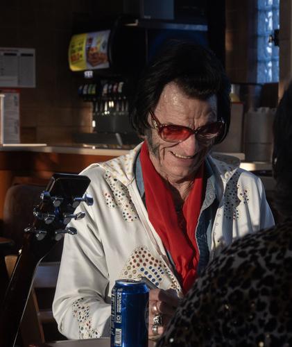Buck "Elvis" Gouger Gallery | Photo Gallery | theutcecho.com