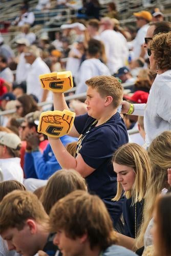 Mocs Beat Out Mercer 41-21 | Photo Gallery | theutcecho.com