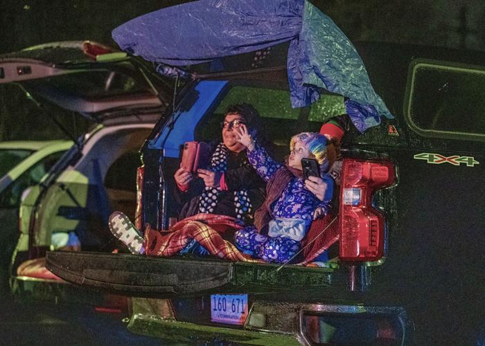 PHOTOS: Wet and windy Westerly Light Parade still draws a crowd ...