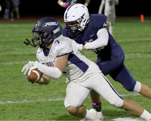 Football: Bulldogs dominate in win over SK, lock up playoff home game ...