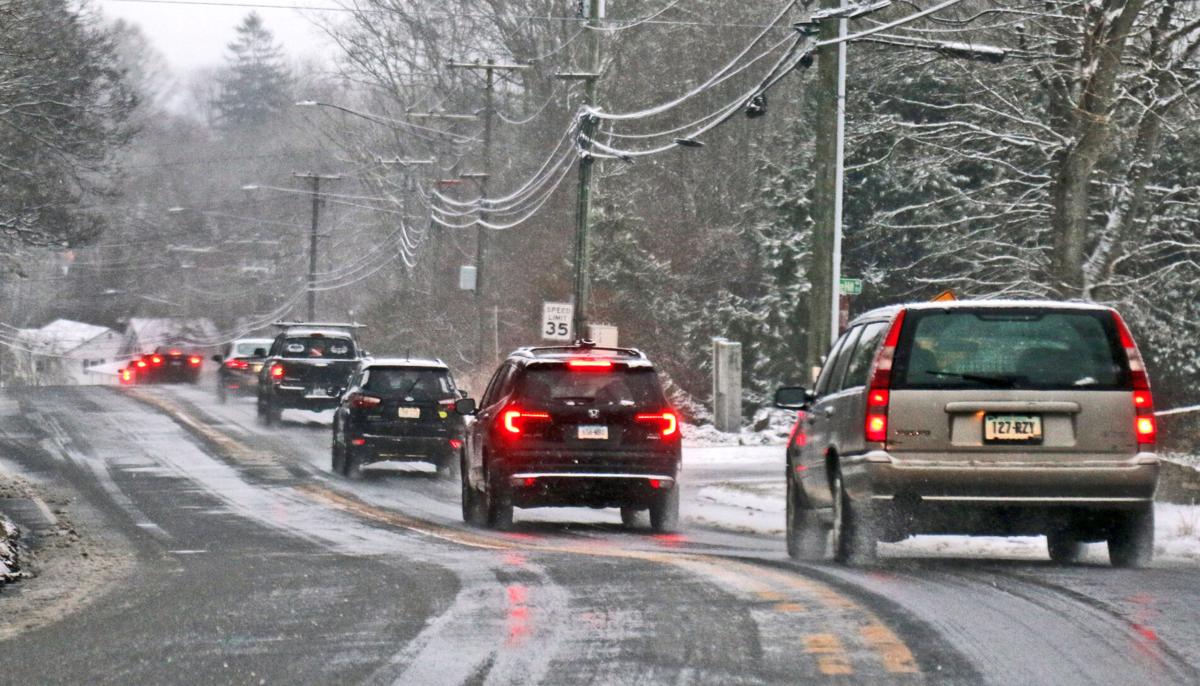 PHOTOS: An icy commute on Tuesday | Stonington | thewesterlysun.com