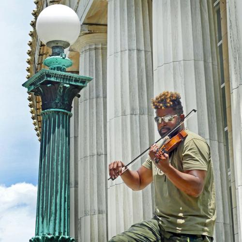 Big Lux debuts powerful music video that meets the moment ...