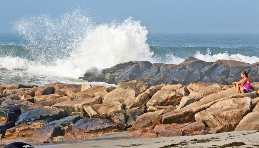 PHOTOS: Beach day in Weekapaug | Westerly | thewesterlysun.com
