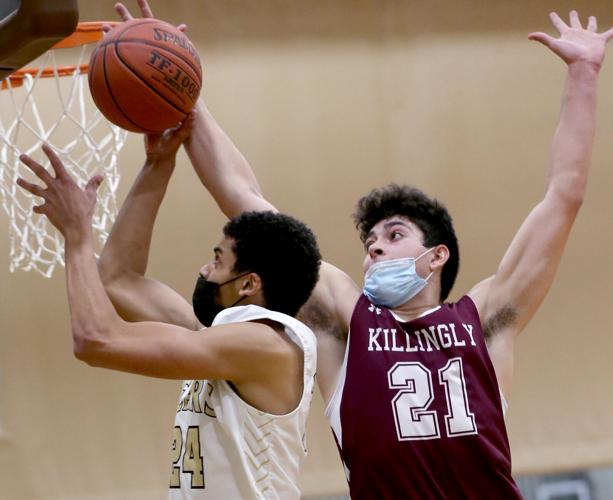Boys basketball: Bears fend off Killingly, improve to 3-0 in ECC Div ...