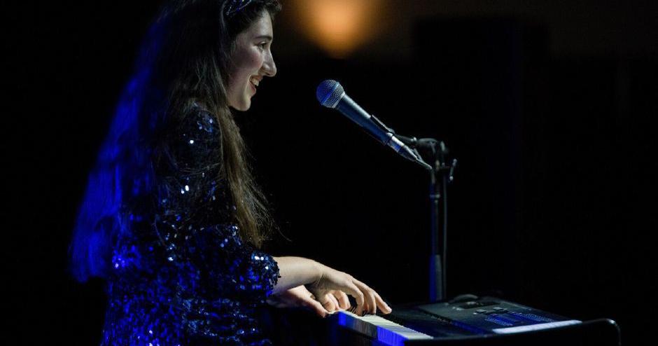 Veronica Lewis, 14, to make debut at Rhythm & Roots | News ...