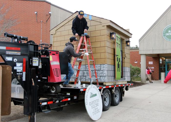 PHOTOS: Artessy in Action | Richmond & Hopkinton | thewesterlysun.com