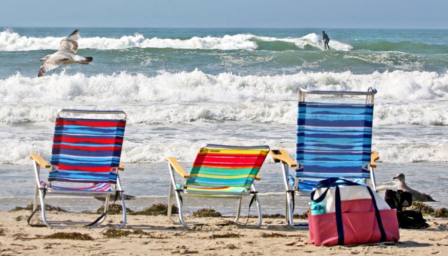 PHOTOS: Beach day in Weekapaug | Westerly | thewesterlysun.com