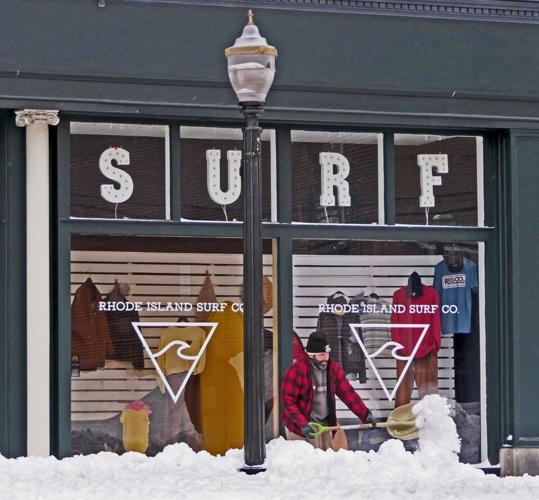 BURIED IN SNOW: Towns, residents dig out after weekend storm | Daily ...