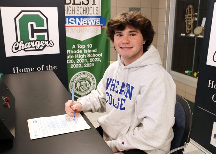 Excitement at Spring Senior Signing Day | Sports | thewesterlysun.com