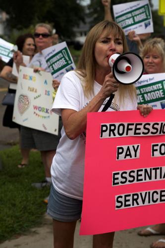 Stonington paraprofessionals hold hope to reach agreement prior to ...