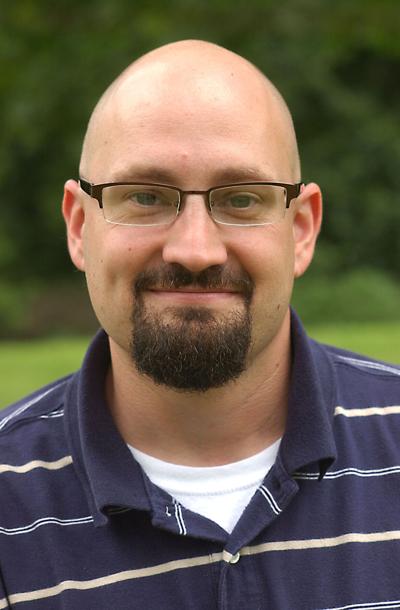 Stall resigns from Hopkinton School Committee, citing divisive behavior ...