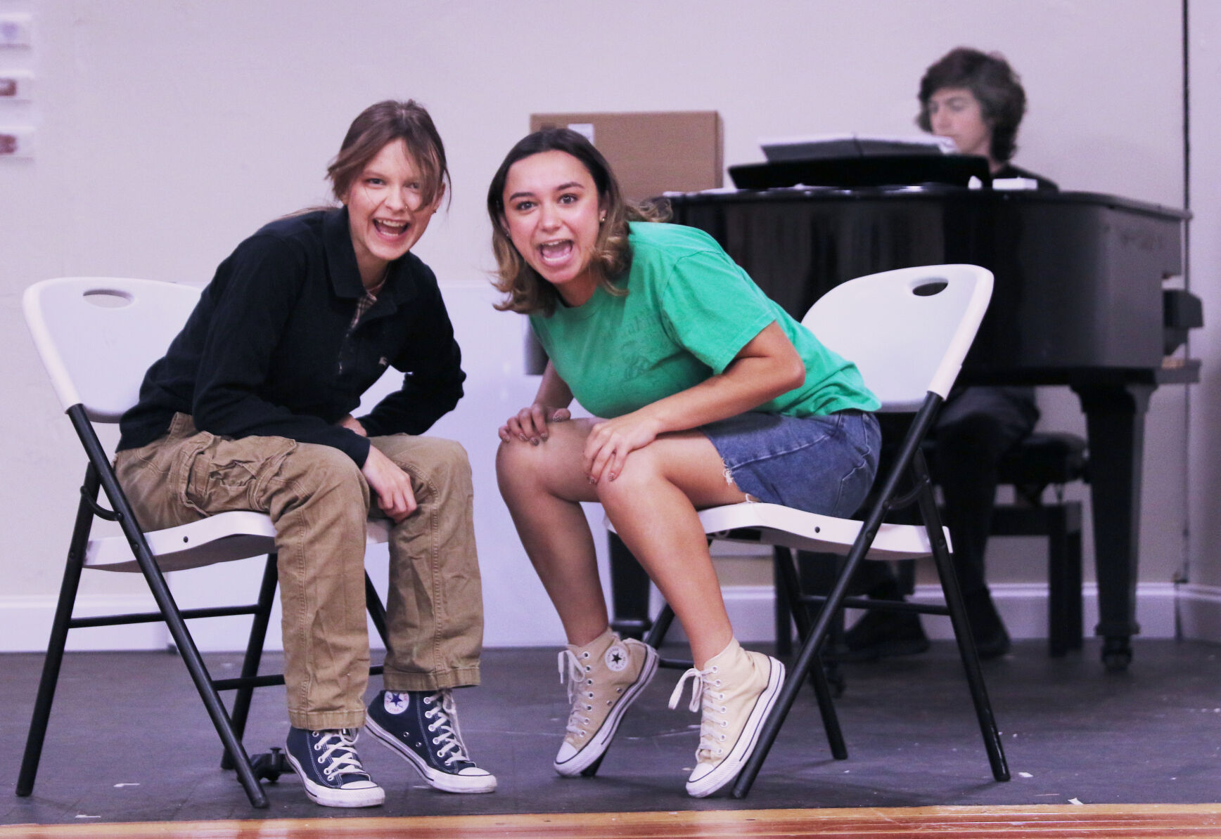 Lilly Chandronnet as Jess and Natalie Francese as Hunter rehearse a ...