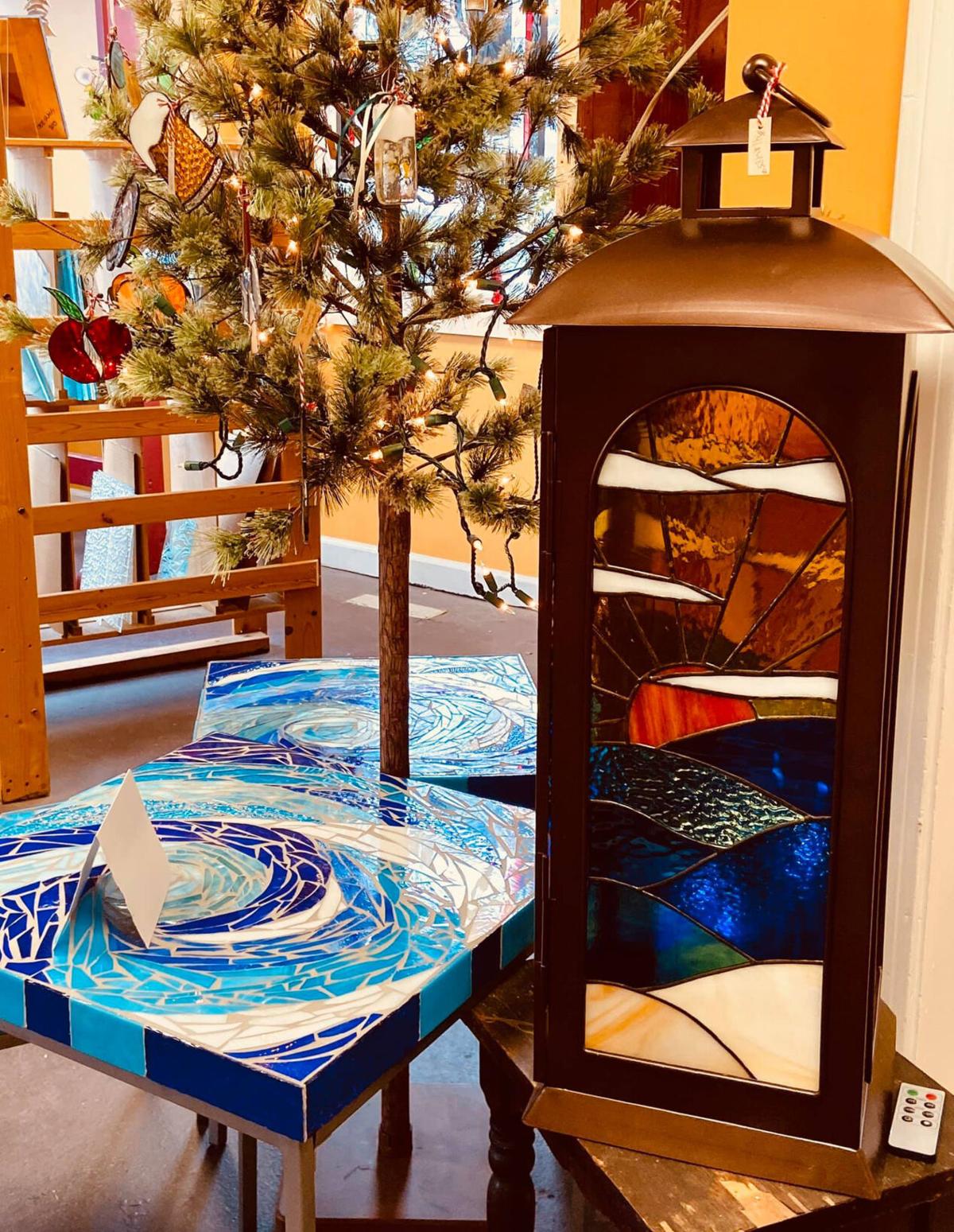 Holiday arts sale at stained glass studio | Entertainment ...