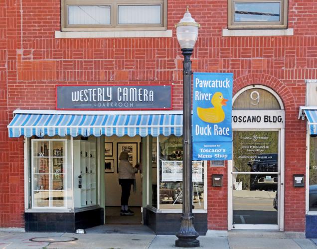 Snapshot from the Past: Veteran photographer Mark Lapriore finds ...