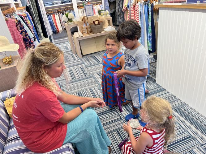 Elizabeth Beisel stops by J. McLaughlin for a good cause | Front Porch ...