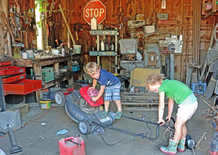 Keeping it All in the Family: Traditions that began in 1889 continue ...