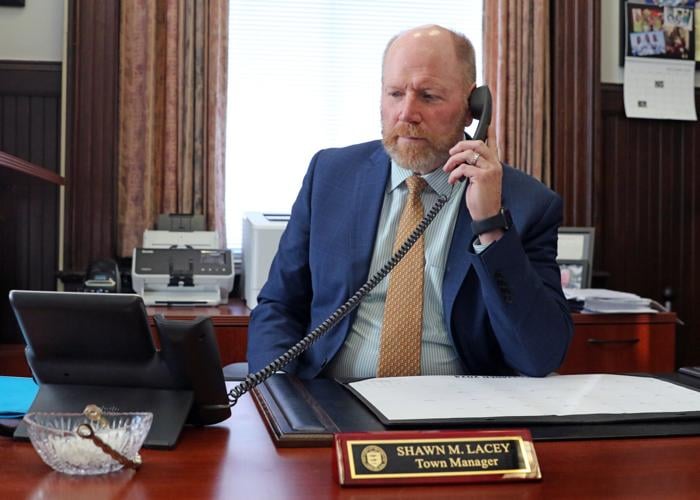 Hail to the Chief: Former top cop Lacey reflects on shift to town ...