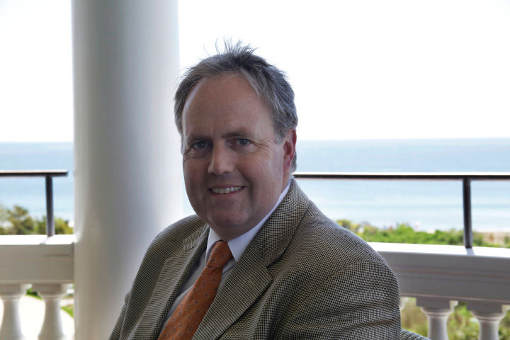 In the Easy Chair with ... Simon Holt | Entertainment | thewesterlysun.com