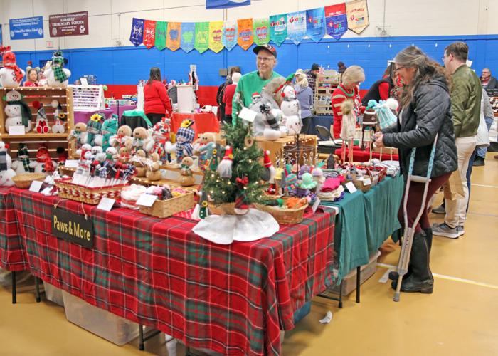 PHOTOS: Strolling in Ashaway | Richmond & Hopkinton | thewesterlysun.com