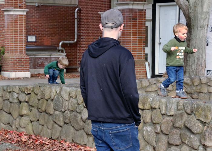 Hoping for the Best: The Gavins prepare for cancer surgery, urge young ...