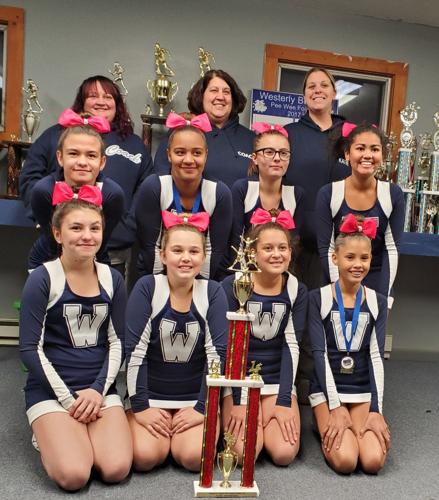 PHOTOS: Cheering champs | Latest Sports | thewesterlysun.com