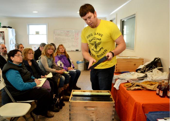 ‘Bee-ology’ for beginners: All hail to the queen at Firefly Farms ...