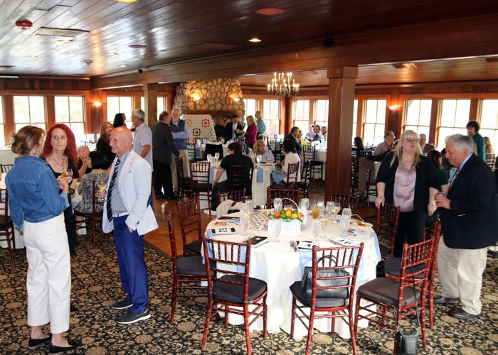 Out & About Jonnycake Benefit Evening | Lifestyle | thewesterlysun.com