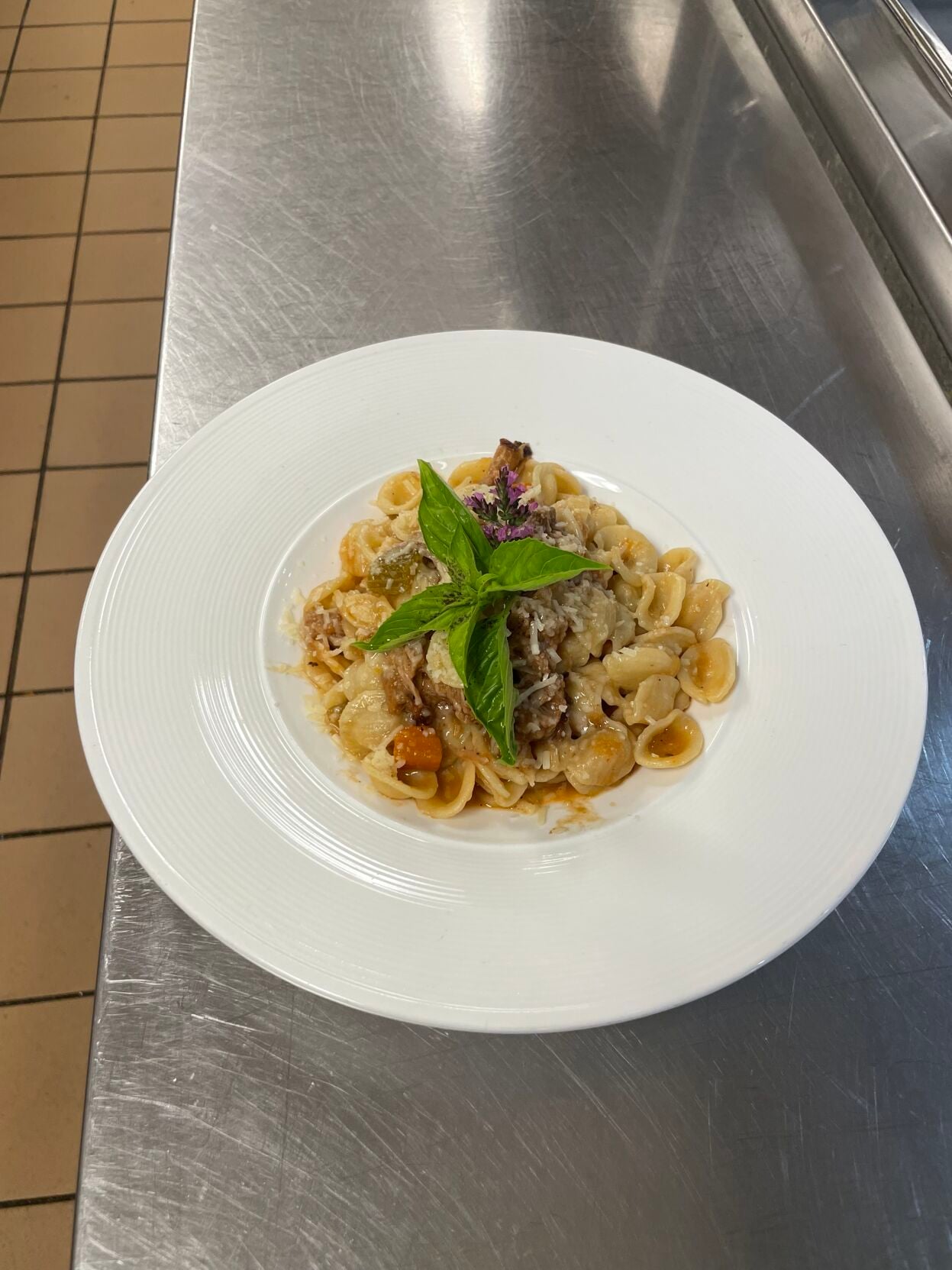 Chef Dan Murillo from the Weekapaug Golf Club to be this year's guest ...