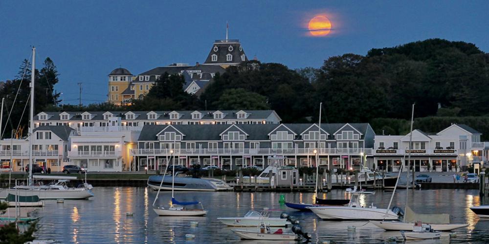 PHOTOS: Harvest moon over Watch Hill | Westerly | thewesterlysun.com